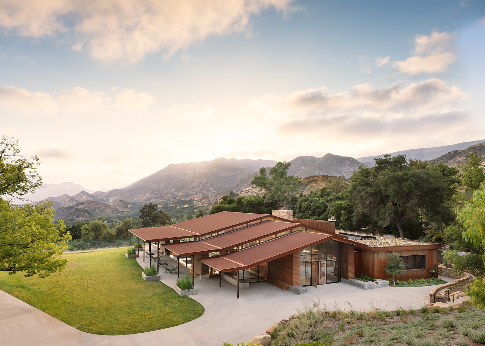 Dining PavilionThe Thacher School • Blackbird Architects, Inc.